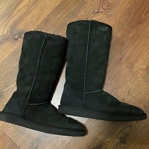 Shoes | Cozie Steps Sz1 Black Australian Sheepskin Boots Euc | Poshmark